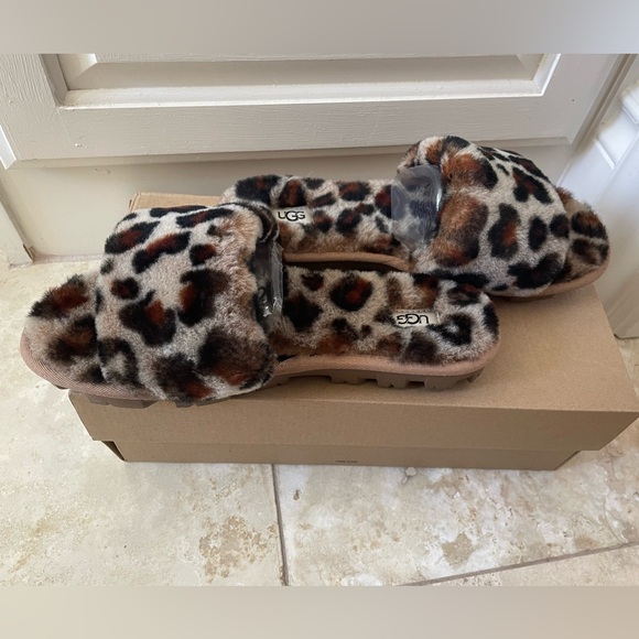 UGG | Shoes | Ugg Cheetah Print Slippers | Poshmark